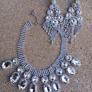 Jewelry | Stunning Rhinestone Collar Necklace And Clip On Chandelier ...